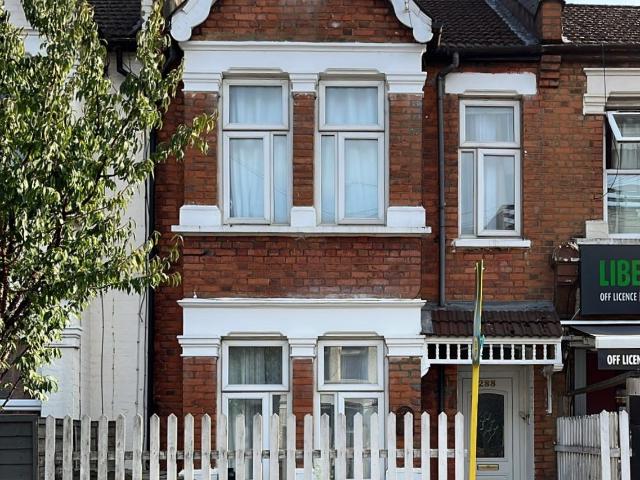 House at Chapter Road, Greater London