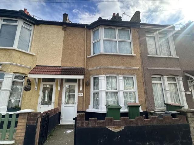 House at Charlemont Road, Greater London