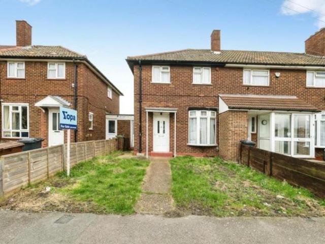 House at Charlton Crescent, Greater London