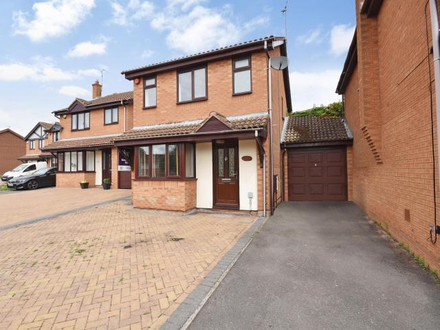 House at Charnwood Road, Corby