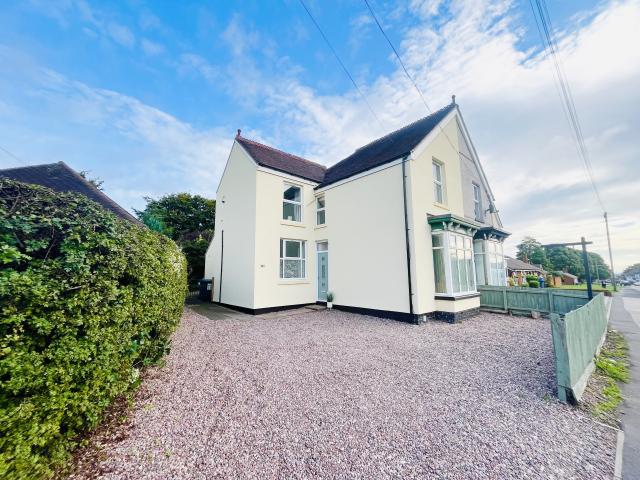 House at Chase Road, Lichfield