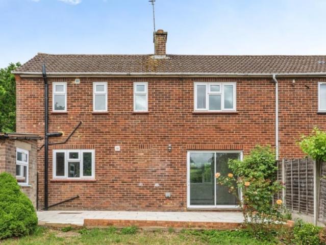 House at Cheapside Court, Winkfield