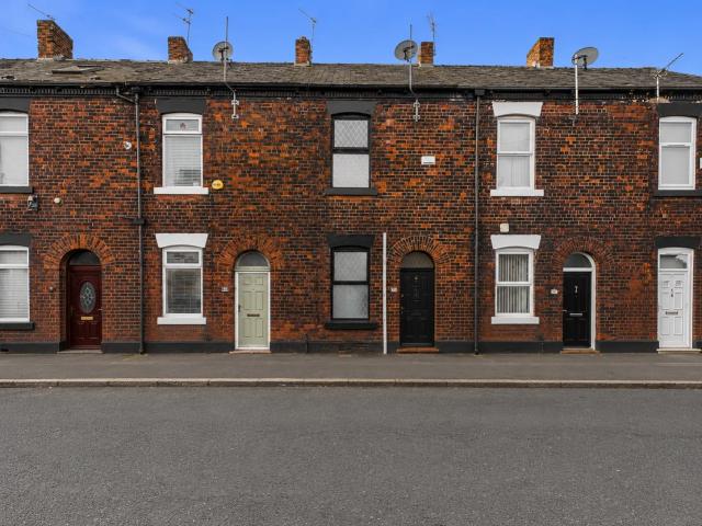 House at Cheetham Hill Road, Tameside