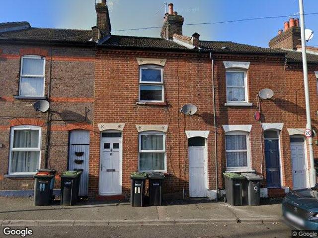 House at Chequer Street, Luton