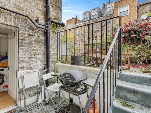 House at Chesson Road, Greater London
