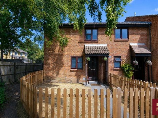 House at Chisbury Close, Winkfield