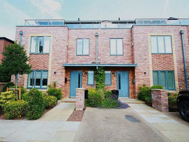 House at Churchill Avenue, Monks Heath