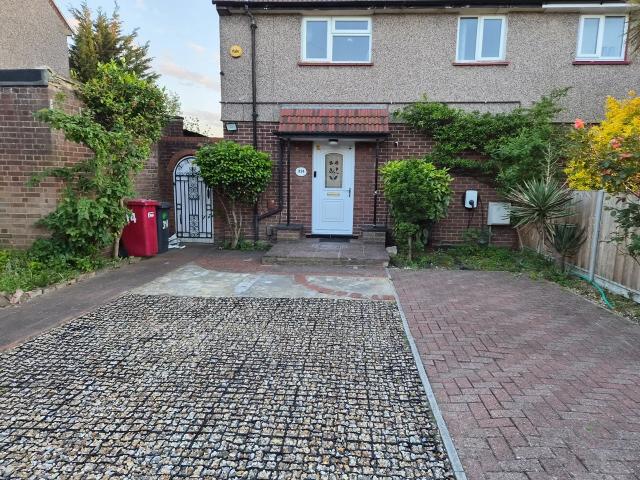 House at Cippenham Lane, Slough