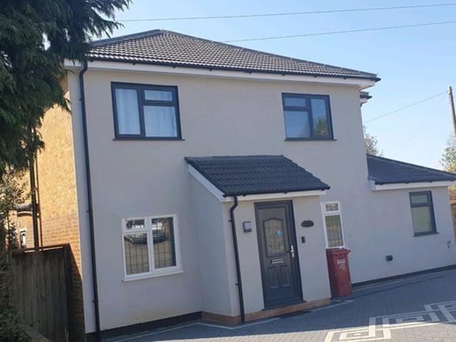 House at Cippenham Lane, Slough
