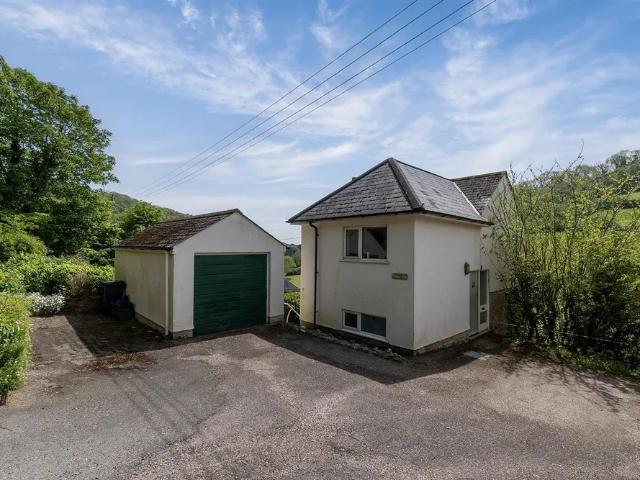 House at Combe Lane, Northleigh