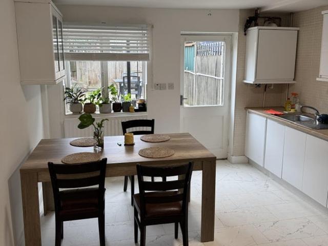 House at Commercial Way, Greater London