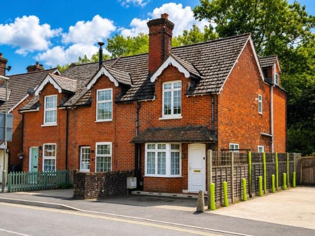 House at Connaught Road, Woking