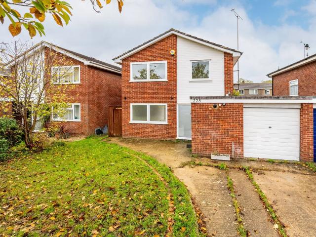 House at Cookham Road, Maidenhead