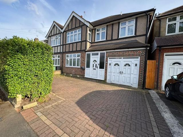 House at College Avenue, Greater London