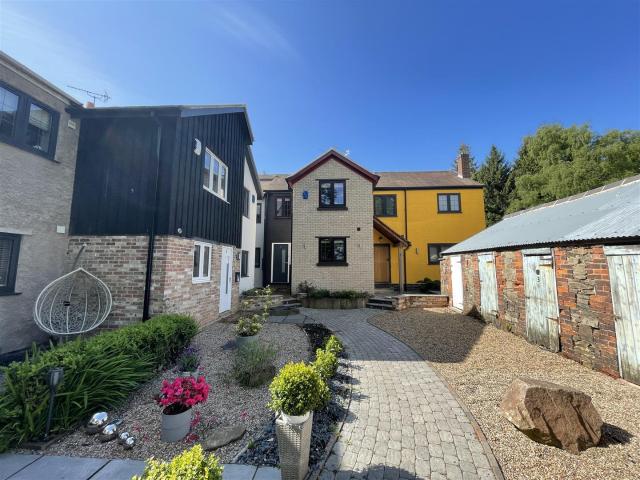 House at Copt Oak Road, North West Leicestershire