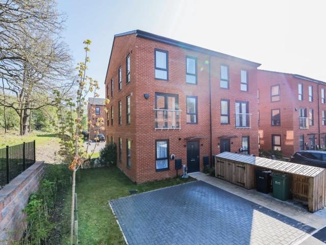 House at Copper Beech Court, Leeds