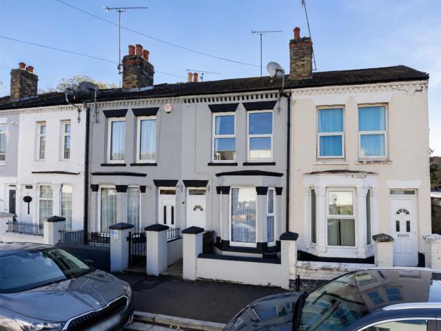 House at Cornwall Road, Gillingham