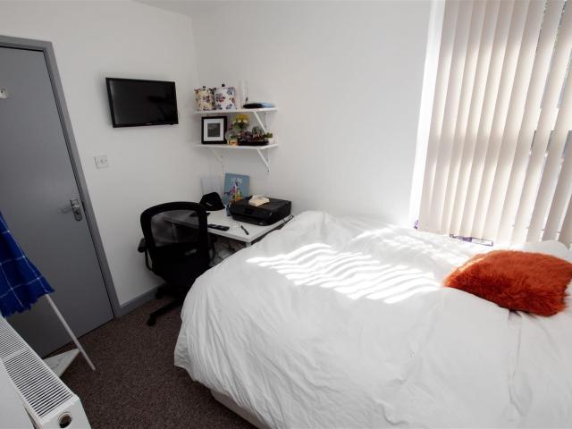 House at Coronation Road, Birmingham