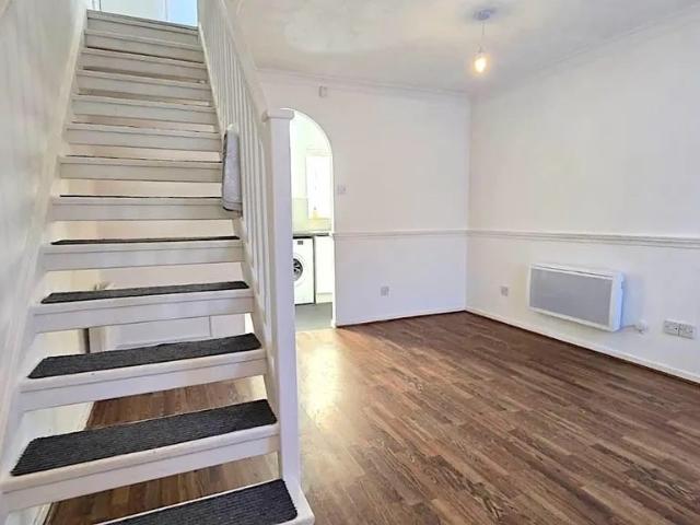 House at Cowland Avenue, Greater London