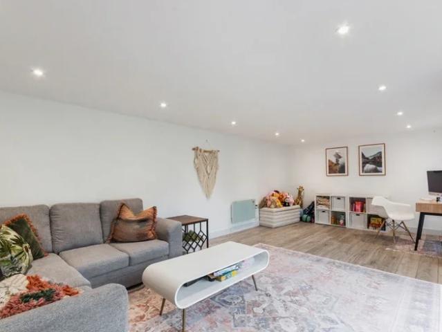 House at Clayton Drive, Guildford