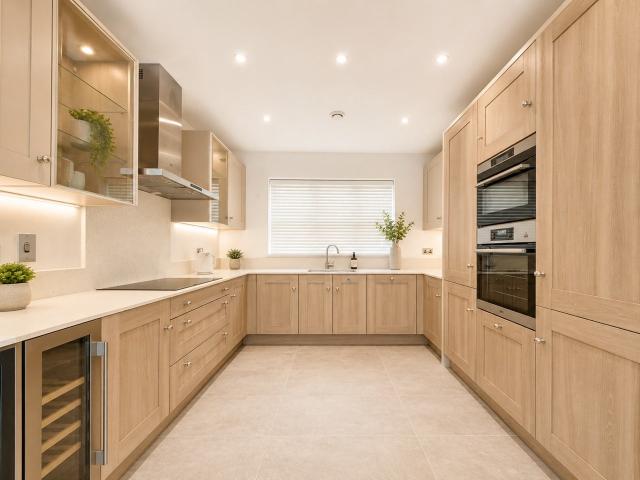 House at Claremont Close, Mole Valley