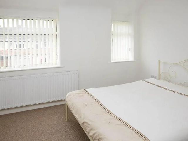 House at Croft Lane, Farnworth