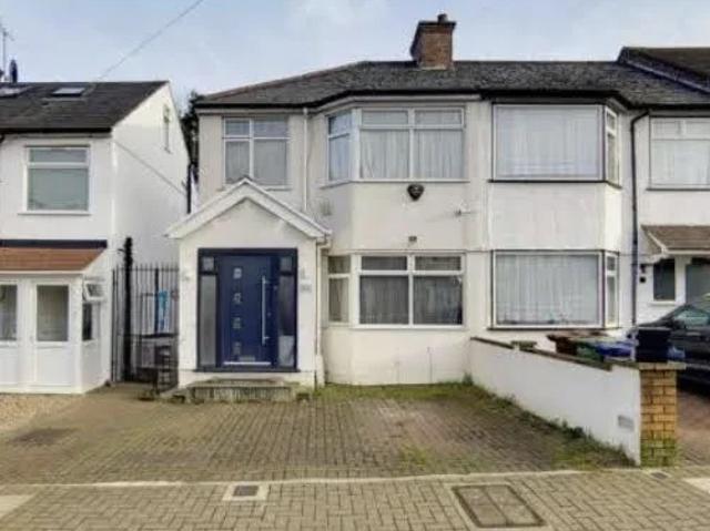 House at Crofts Road, Greater London