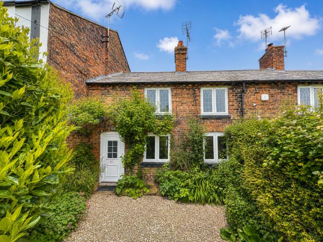 House at Crewe Lane South, Crewe by Farndon