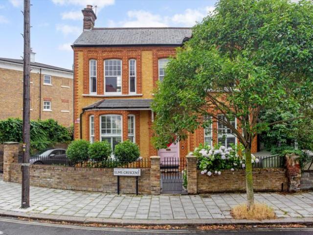 House at Crescent Lane, Greater London