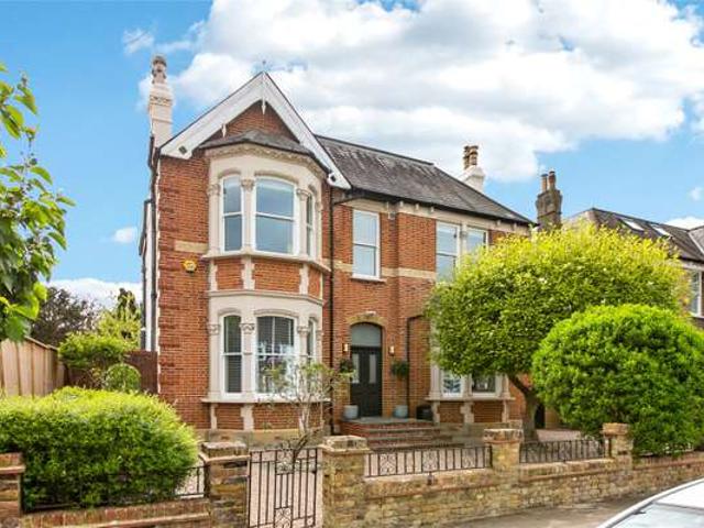 House at Creswick Road, Greater London