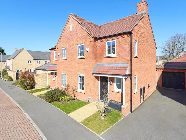 House at Crest Drive, Huntingdonshire