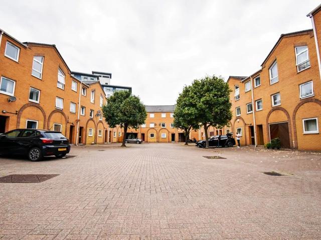 House at Cyclops Mews, Greater London