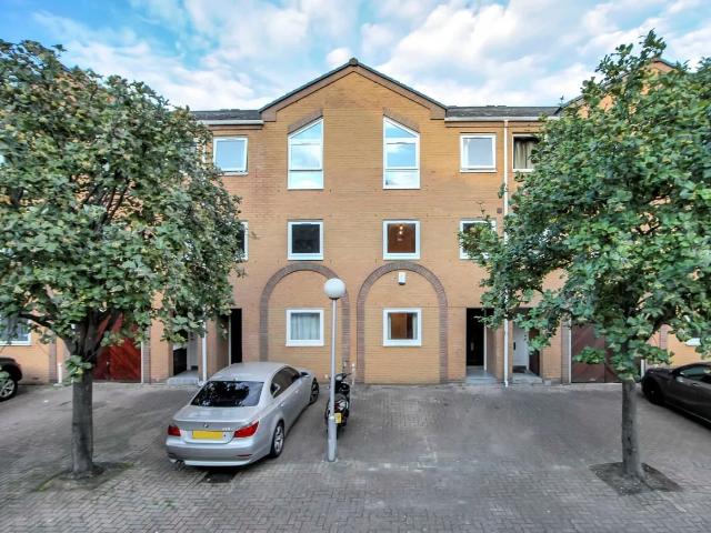 House at Cyclops Mews, Greater London