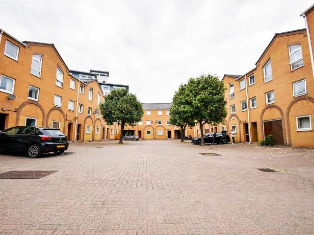 House at Cyclops Mews, Greater London
