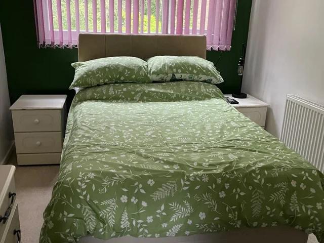 House at Dampier Walk, Crawley