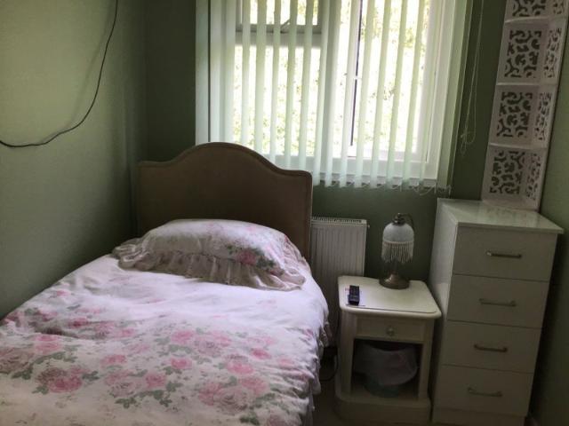 House at Dampier Walk, Crawley