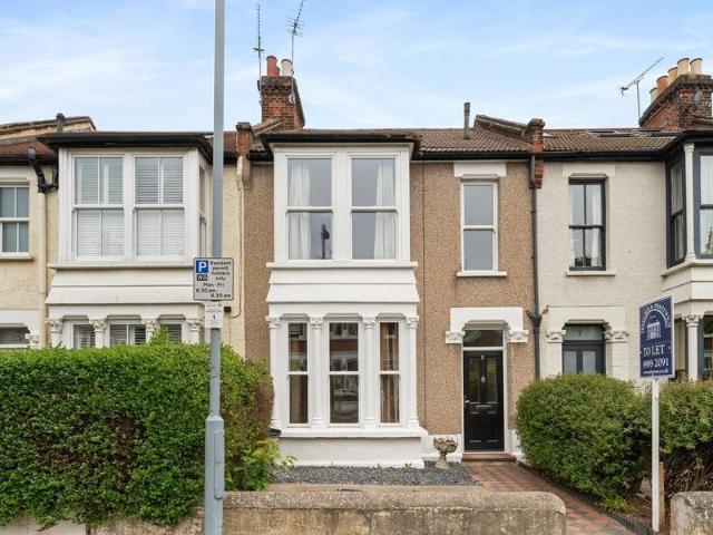 House at Dangan Road, Greater London