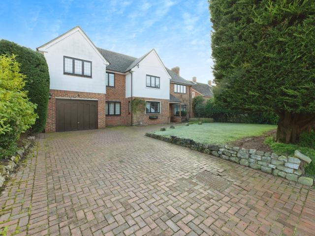 house at D'Abernon Drive, Elmbridge