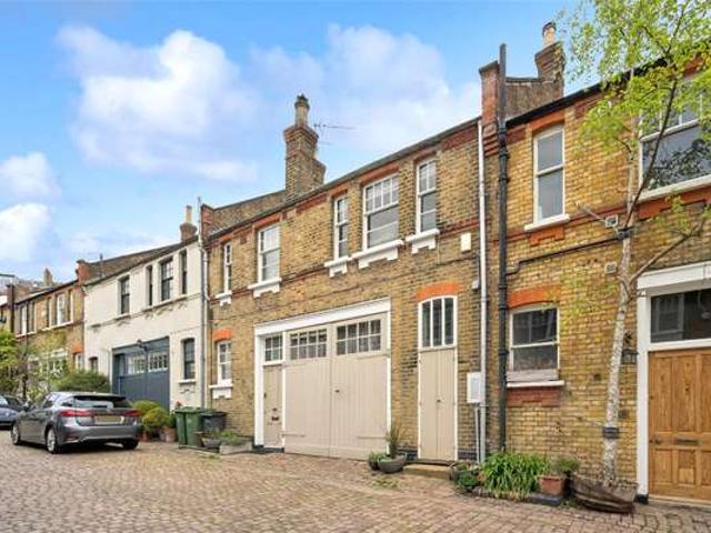 House at Daleham Mews, Greater London