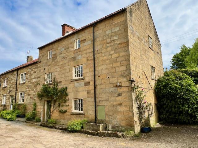 House at Daleside Road, Church Houses