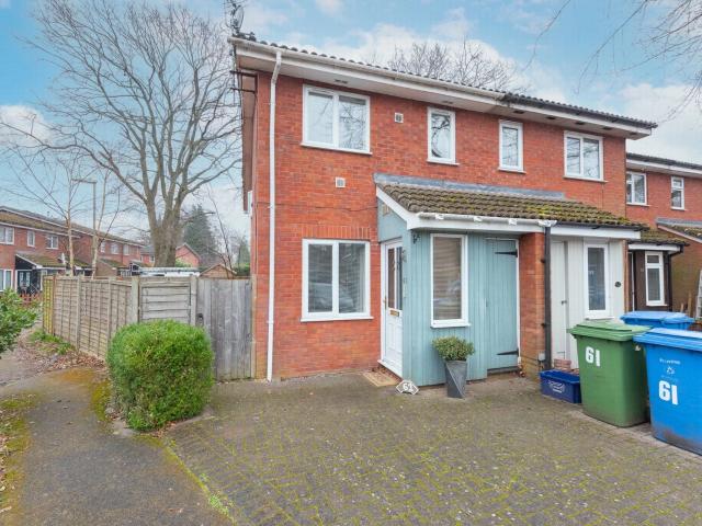 House at Dart Road, Rushmoor