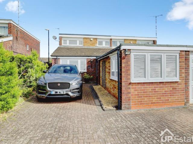 House at Darwin Close, Coventry
