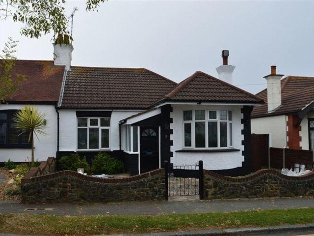House at Darlinghurst Grove, Southend on Sea