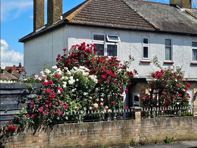 House at Davis Avenue, Gravesham