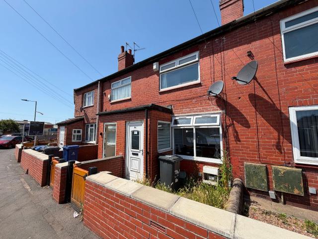 House at Daw Lane, Doncaster