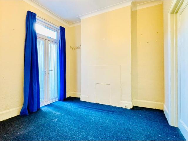 House at De Vere Gardens, Greater London