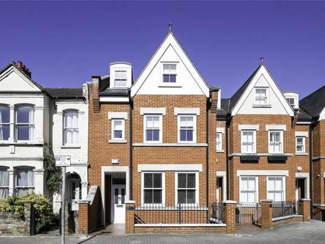 House at Deodar Road, Greater London