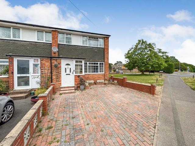 House at Dee Road, Reading