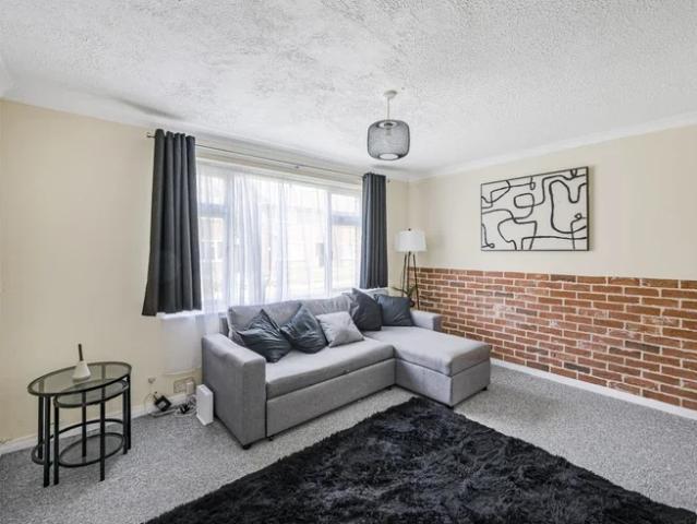House at Defoe Road, Ipswich