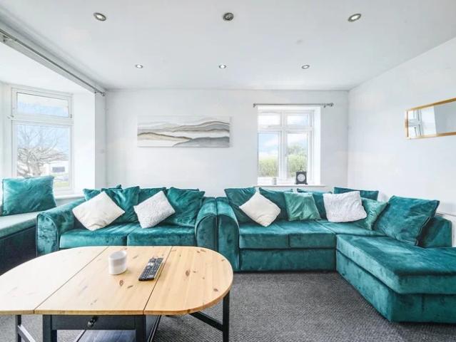 House at Delius Close, Hertsmere